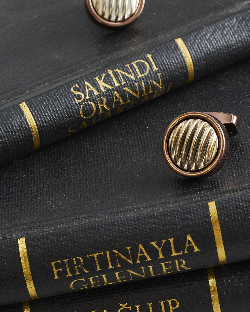 Light gold spiral cufflinks