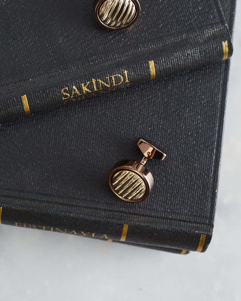 Light gold spiral cufflinks