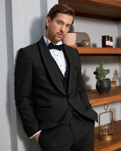 Exclusive tuxedo suit for men Online | SQUARE