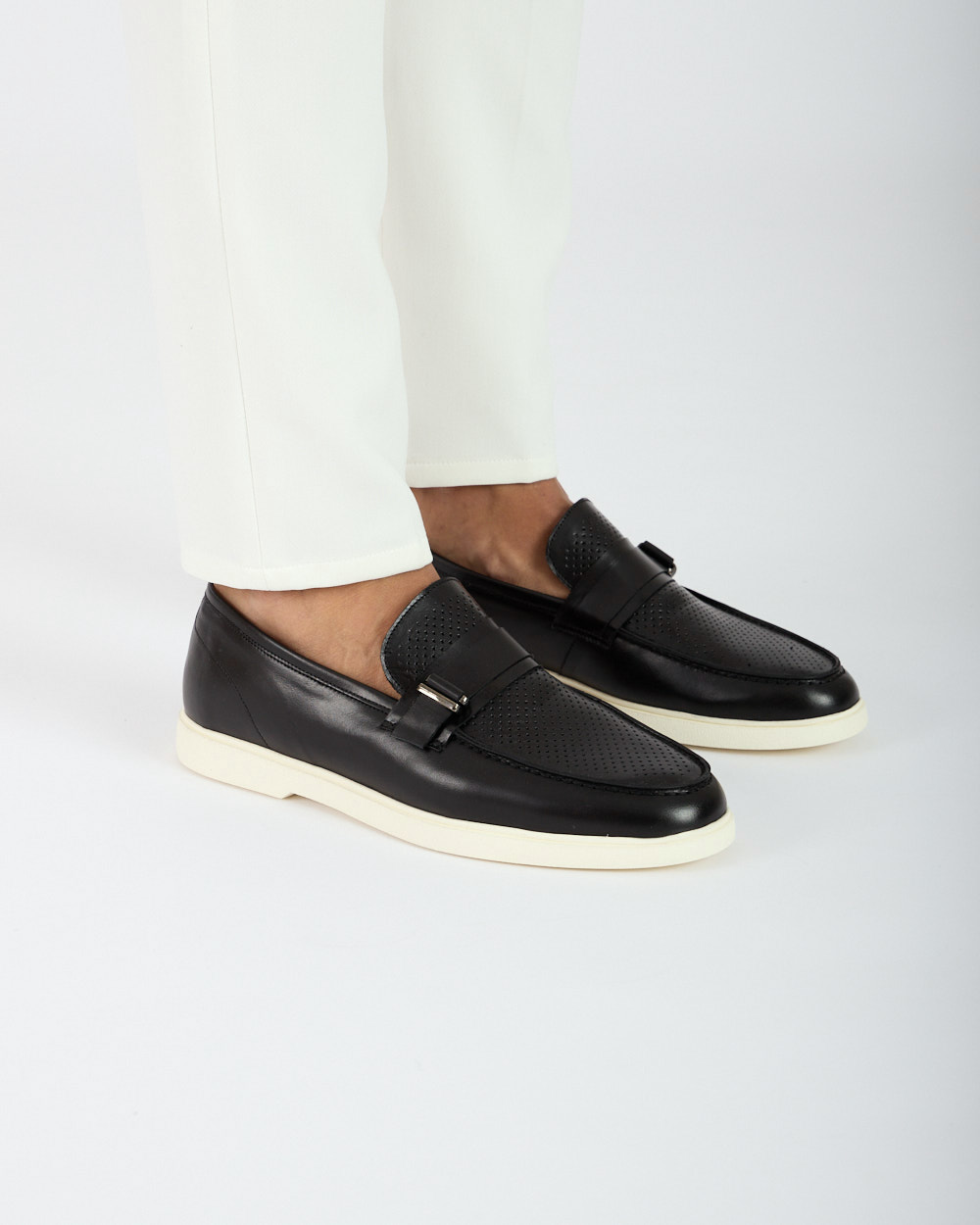 Black Fresh Move Loafers