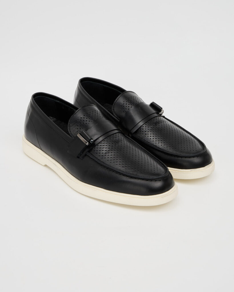 Black Fresh Move Loafers