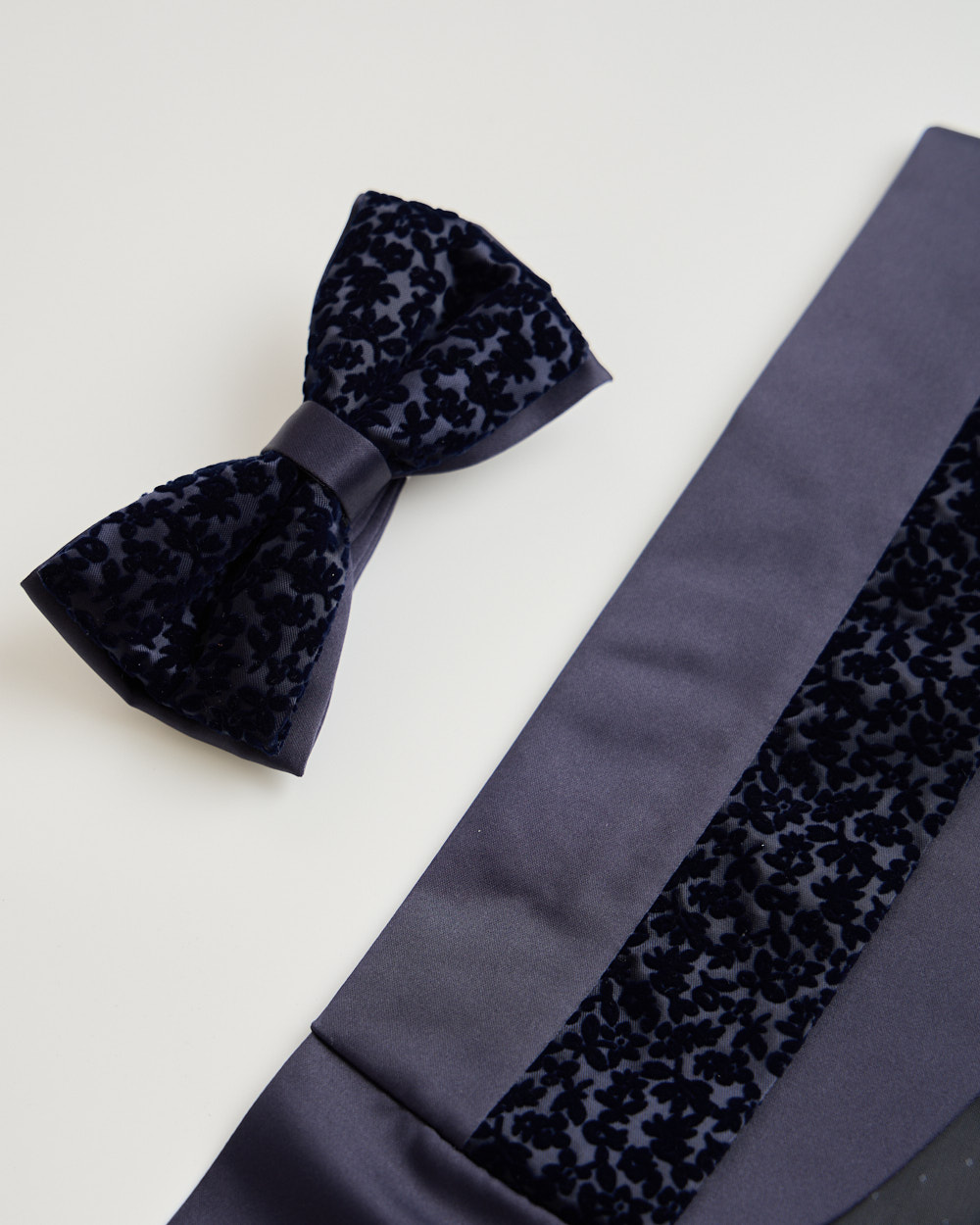Romantic Rhapsody Look - Square For Men