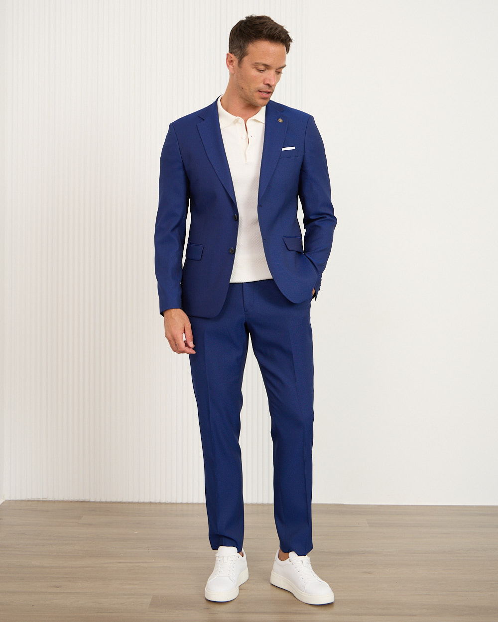 Stylish Urban Smart Look - Square For Men