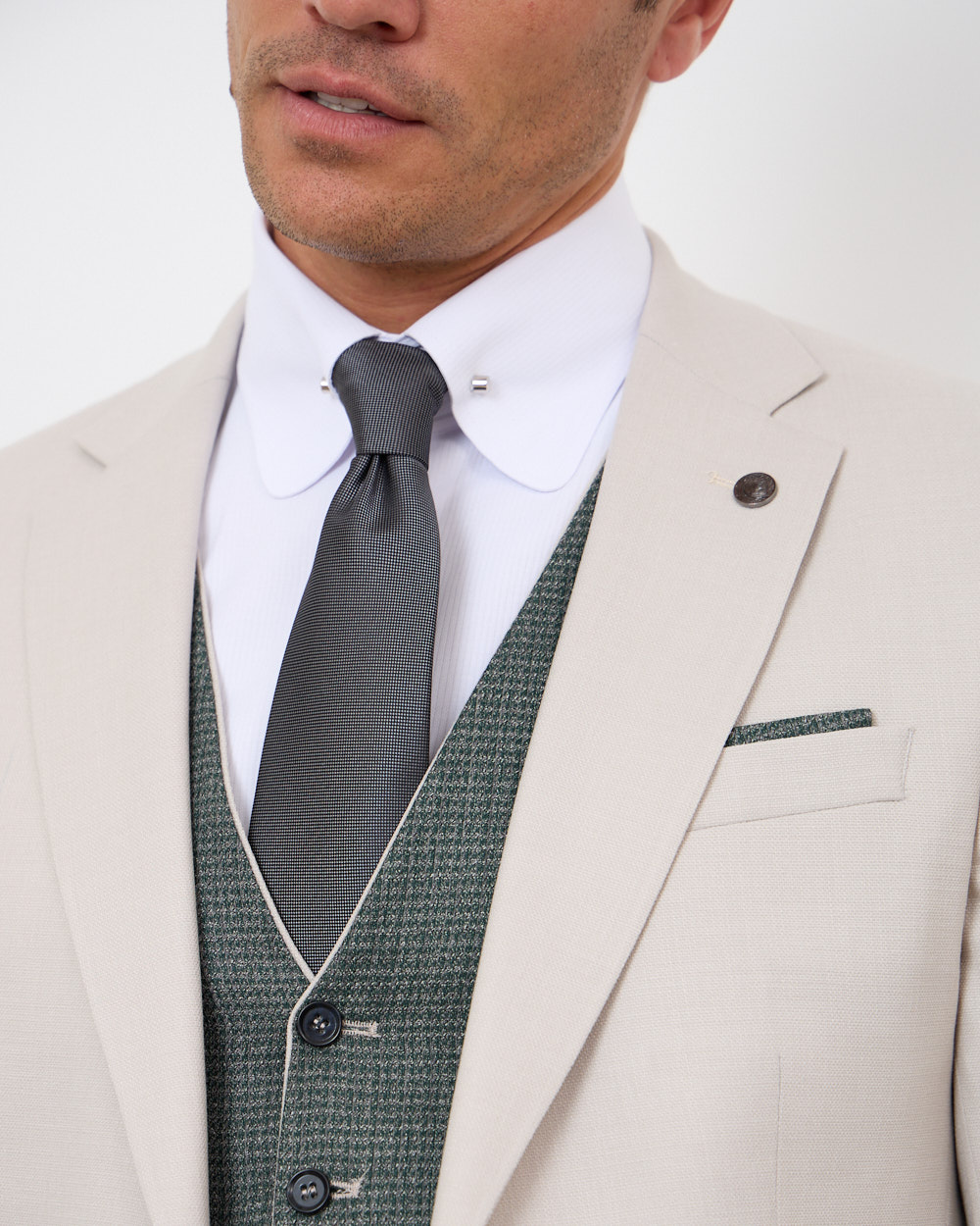 Prestigious Emblem Look - Square For Men