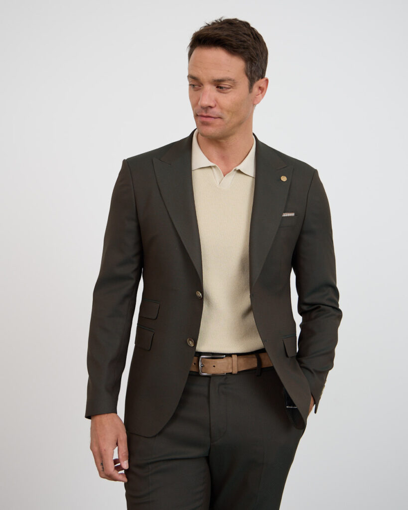 Suits are essential part of every gentelman wardrobe