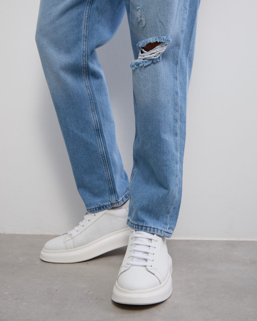 Classic Ripped Boyfriend Jeans