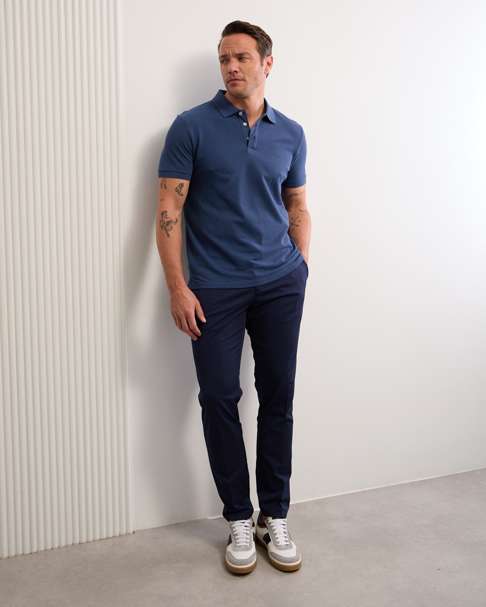 Smart Refined Look - Square For Men