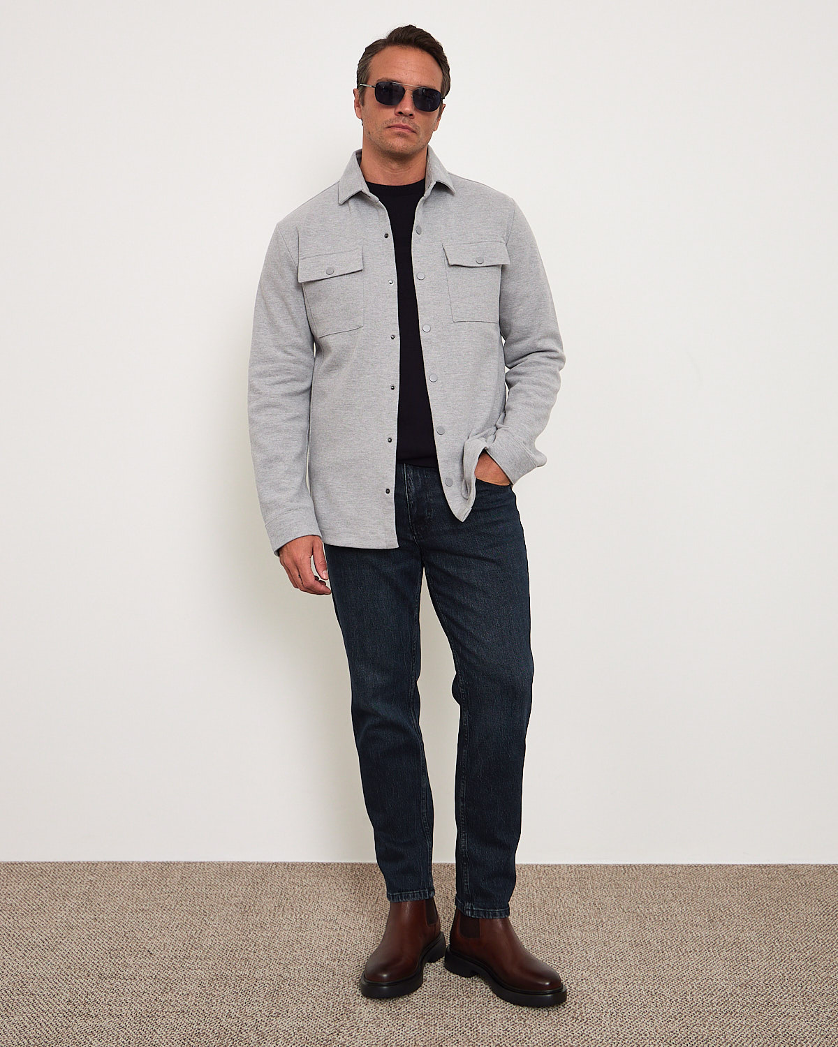 Weekend Relax Look - Square For Men